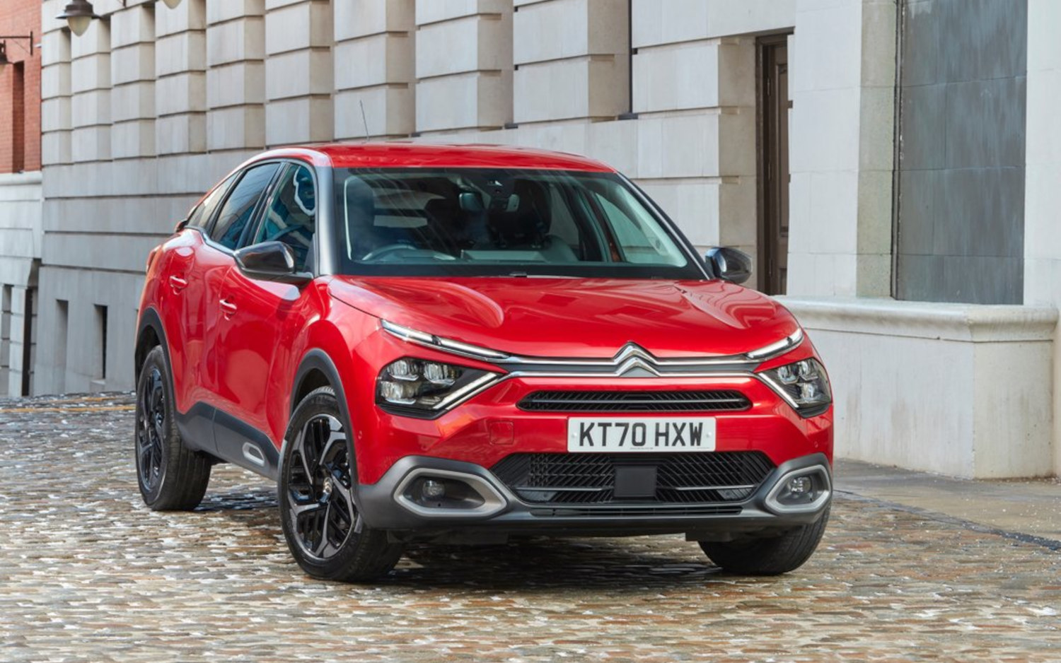 Citroen C4 Shine Plus 2021 | SUV Drive